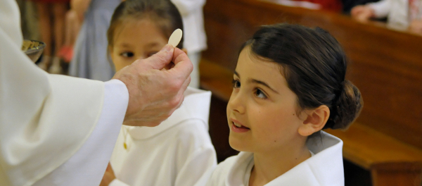 Entrée en Eucharistie (1ère Communion) – Paroisse St Paul de la Lys